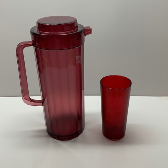 Tupperware | Dining | Tupperware Preludio Acrylic 2 Quart Pitcher ...